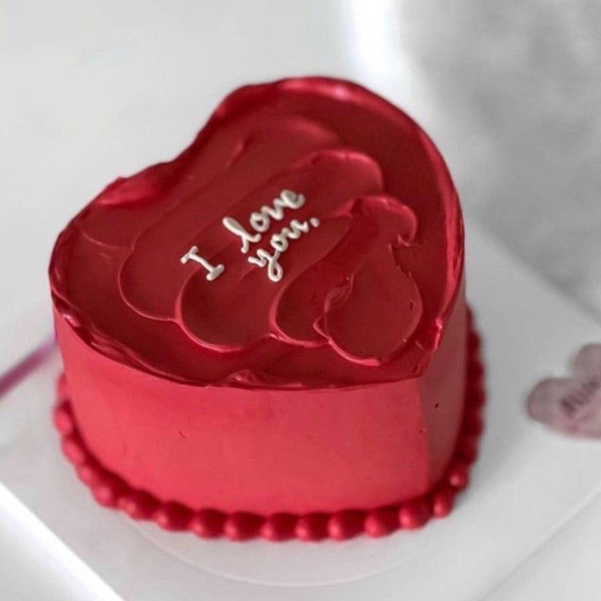 Simple Red Heart Cake – Riso Cake