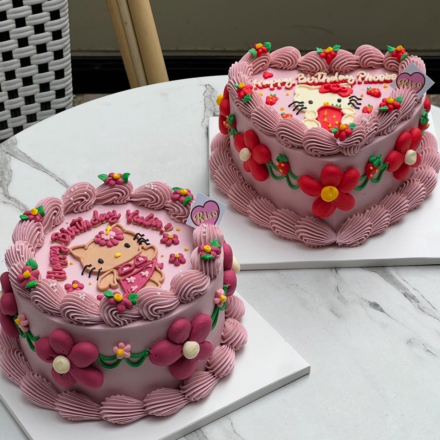 Hello Kitty Cake (Round/Heart) – Riso Cake