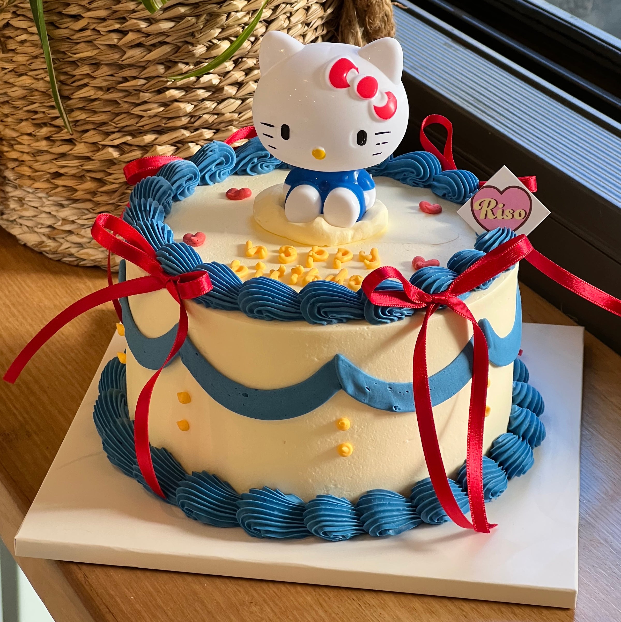 3D Hello Kitty Cake (Round/Heart) – Riso Cake
