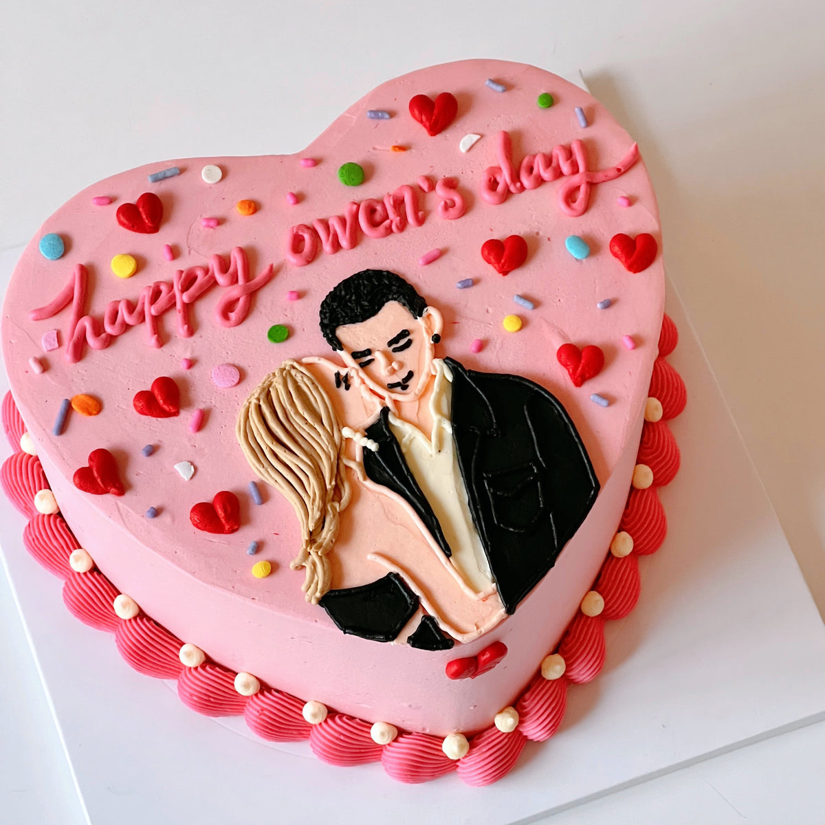 Portrait Illustration Cake (Round/Heart) – Riso Cake