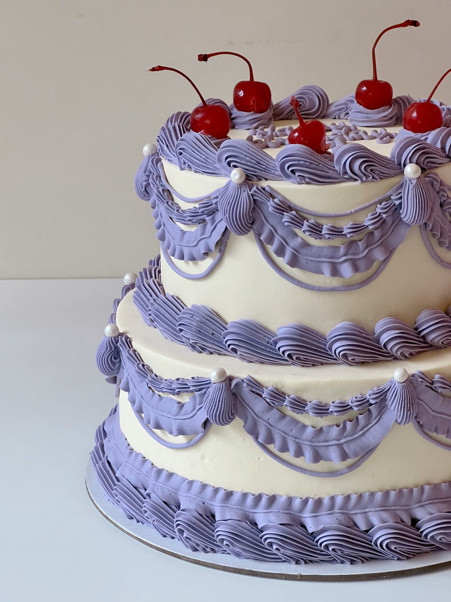 Royal Vintage 2 tier Cake – Riso Cake