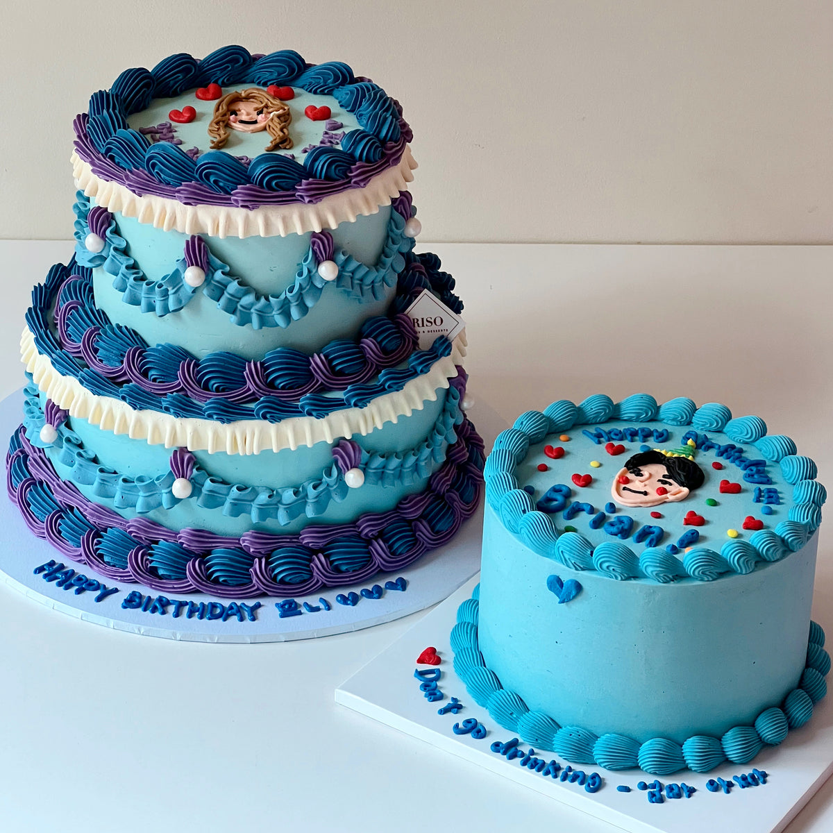 Vintage Face 2 tier Cake – Riso Cake
